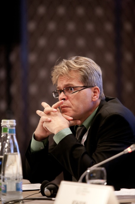 World on Autopilot: The UN Security Council should urgently address ...